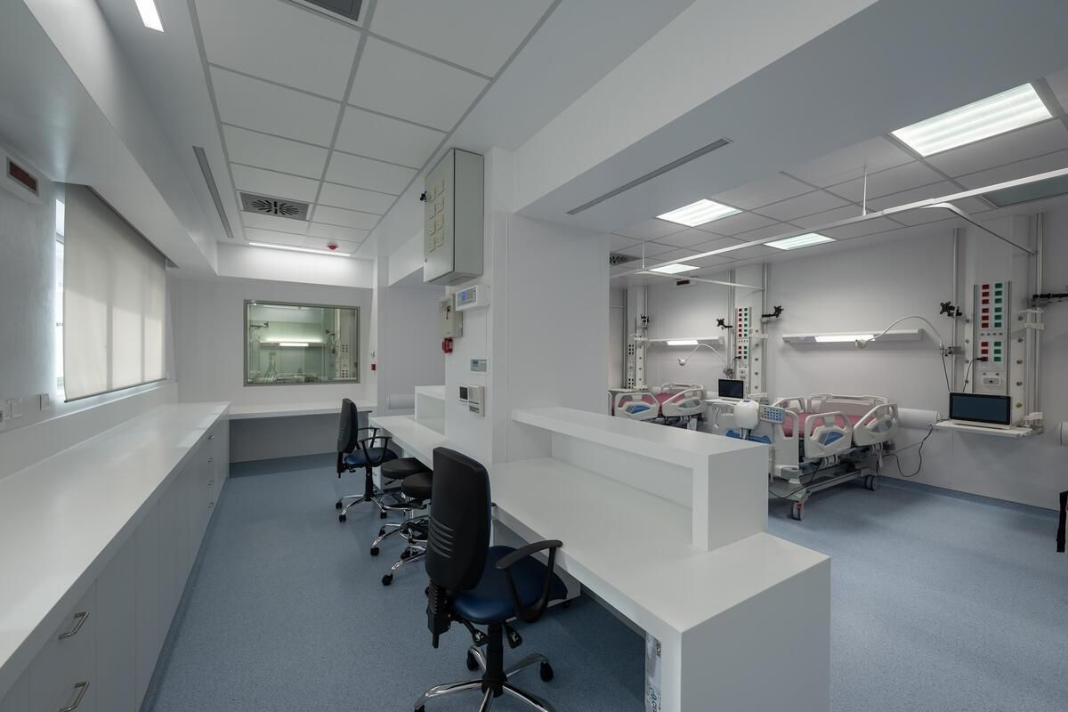 ΜΟΝΑΔΑ ΕΝΤΑΤΙΚΗΣ ΘΕΡΑΠΕΙΑΣ, ΝΟΣΟΚΟΜΕΙΟ ΓΕΩΡΓΙΟΣ ΠΑΠΑΝΙΚΟΛΑΟΥ ...